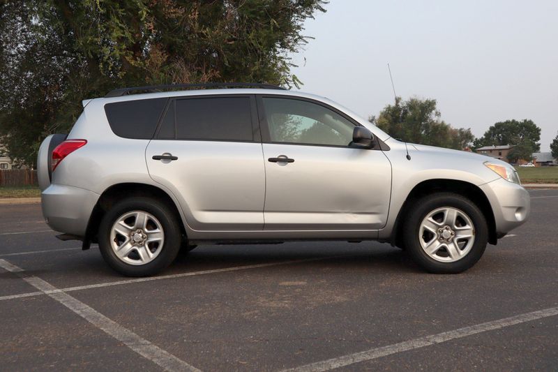 2008 Toyota RAV4 Photos