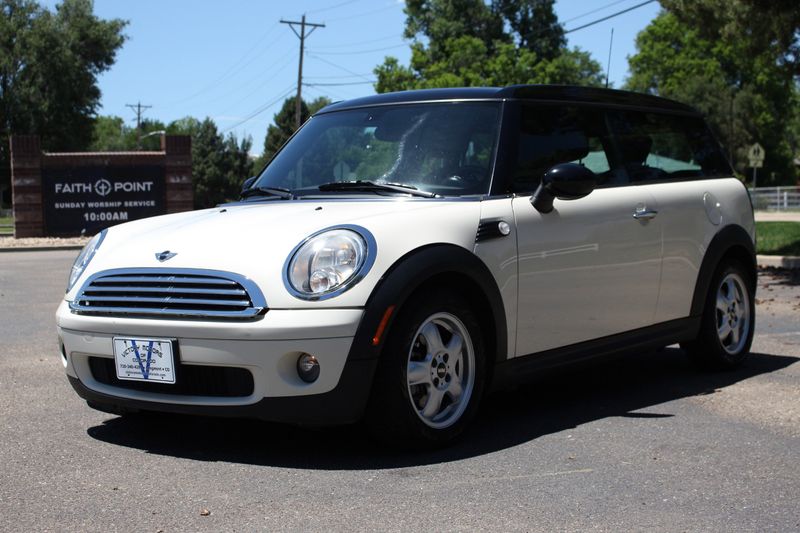 2009 MINI Cooper Clubman Photos