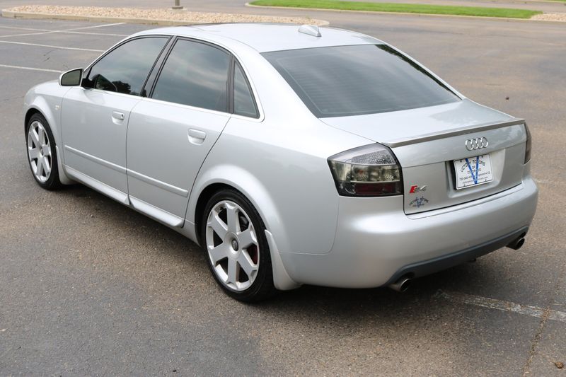 2004 Audi S4 Photos