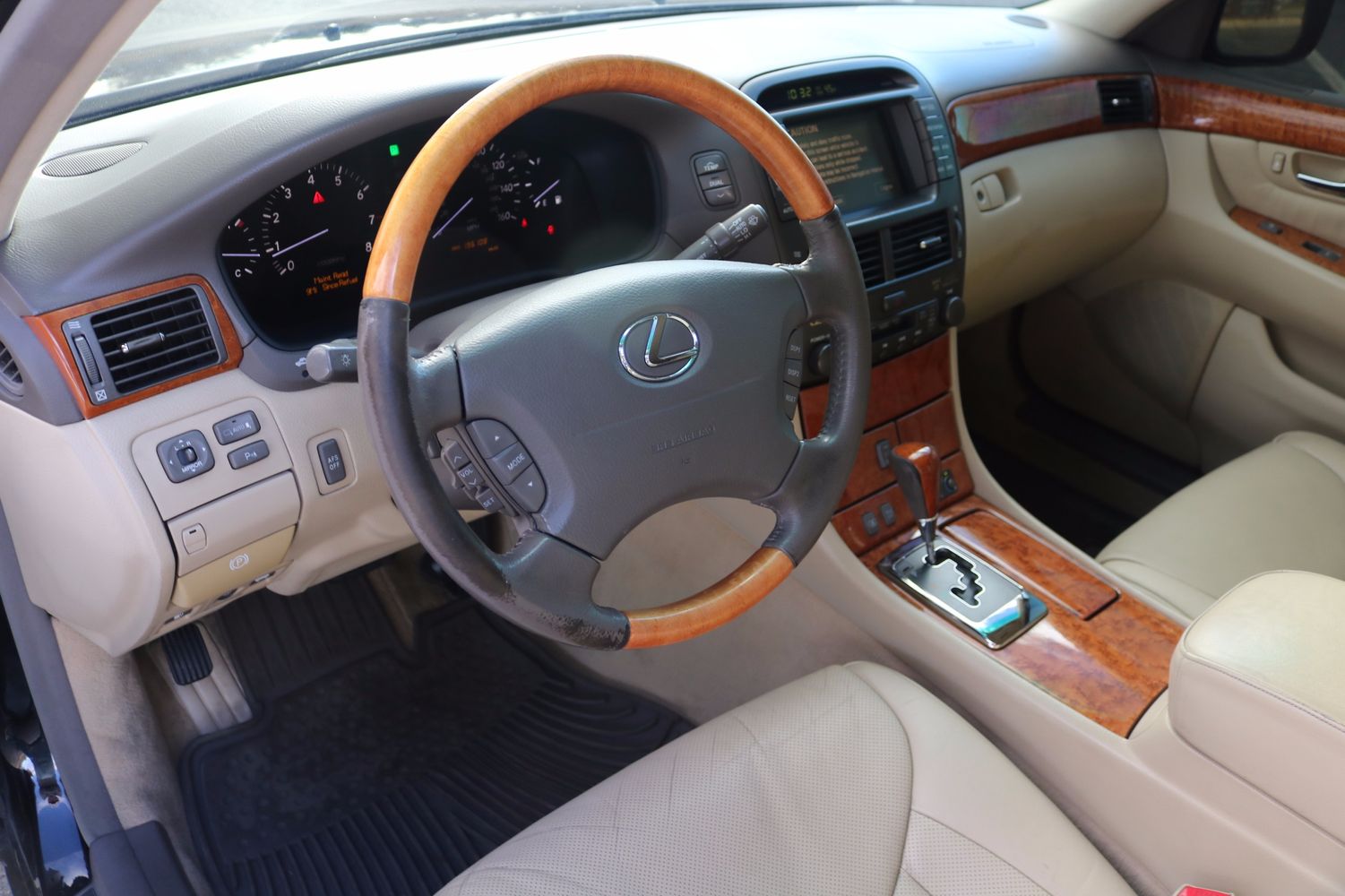 2004 Lexus LS 430 Base | Victory Motors of Colorado