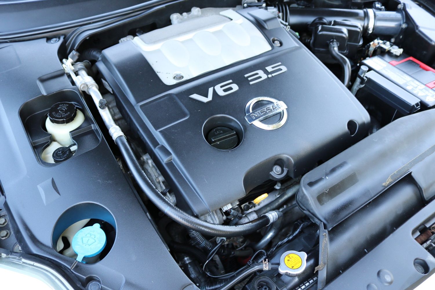 2005 Nissan Maxima 3.5 SL | Victory Motors of Colorado