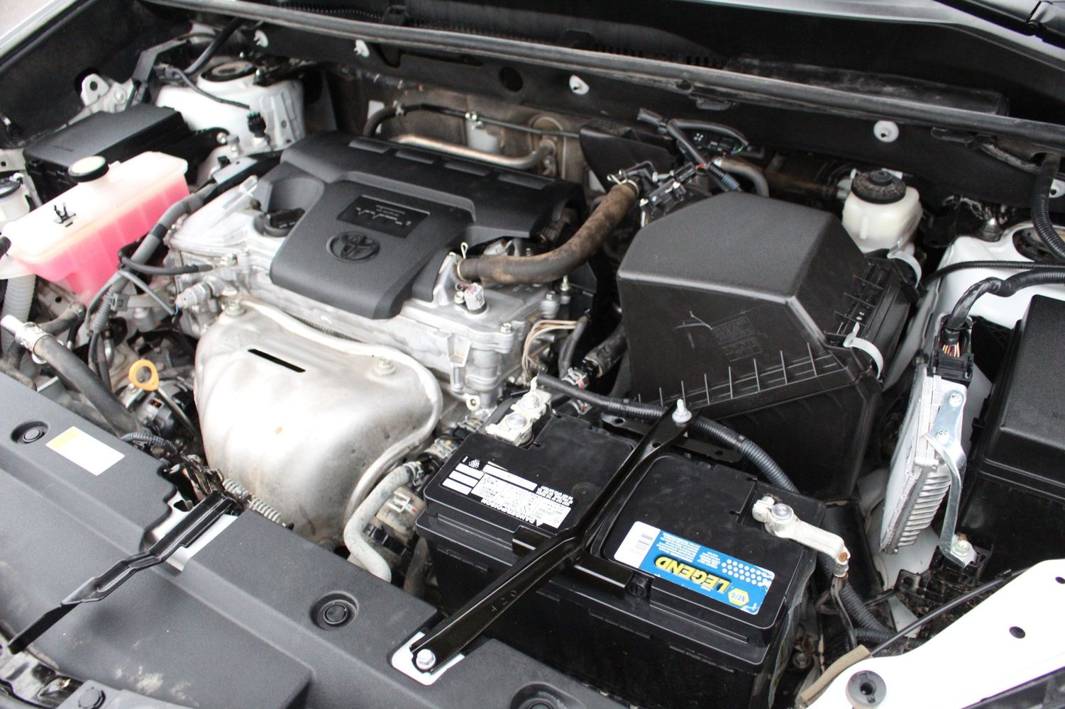 2016 Toyota RAV4 LE | Victory Motors of Colorado