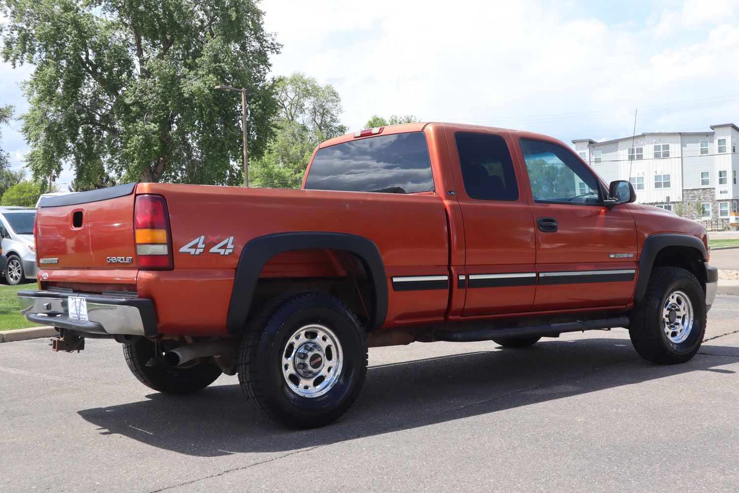 2001 Chevrolet Silverado 2500HD LS | Victory Motors of Colorado