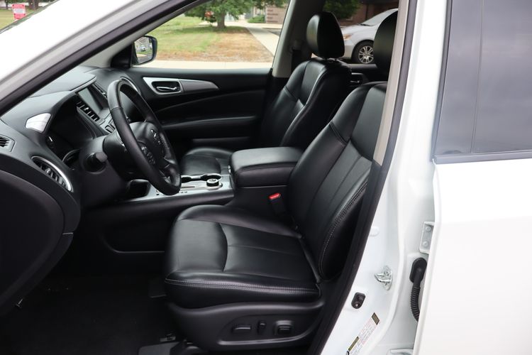 2019 Nissan Pathfinder SL | Victory Motors of Colorado