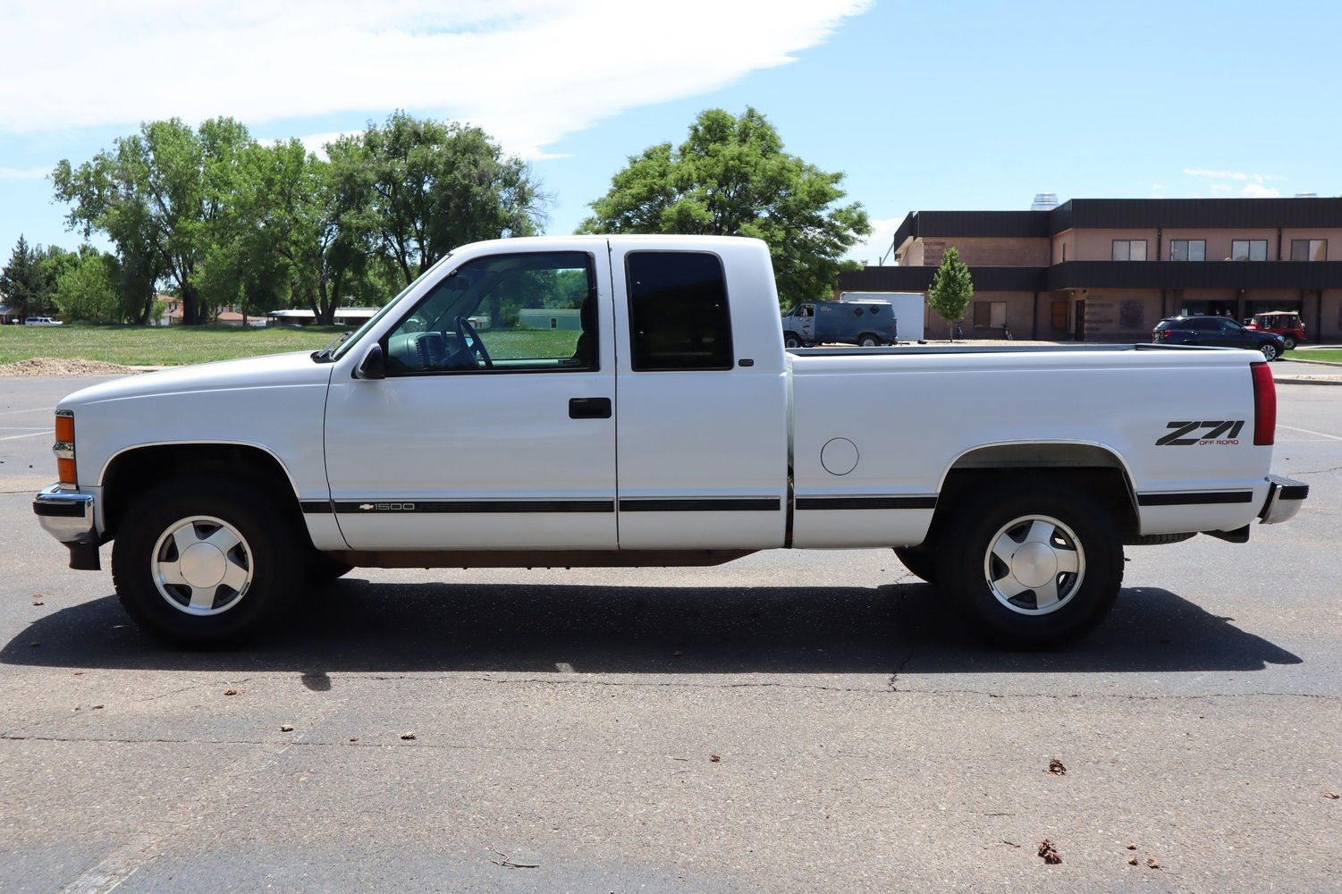 1997 Chevrolet C/K 1500 Series K1500 Cheyenne | Victory Motors of Colorado