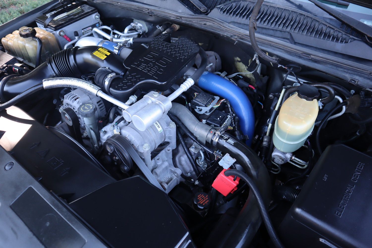 2002 Chevrolet Silverado 2500HD LS | Victory Motors of Colorado