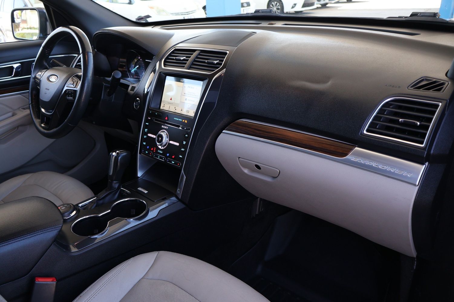 2018 Ford Explorer Limited | Victory Motors of Colorado