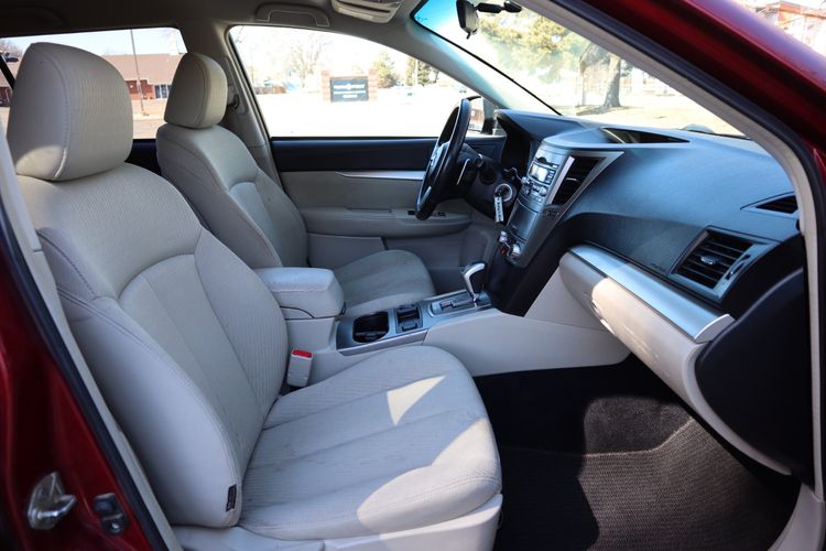 2011 Subaru Outback 2.5i Premium | Victory Motors of Colorado