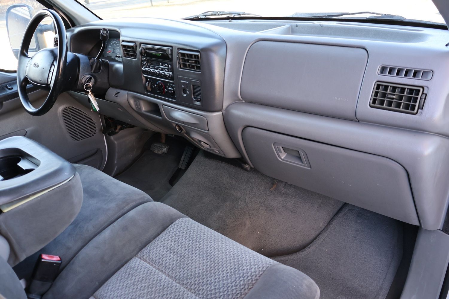 2002 Ford F-250 Super Duty XLT | Victory Motors of Colorado