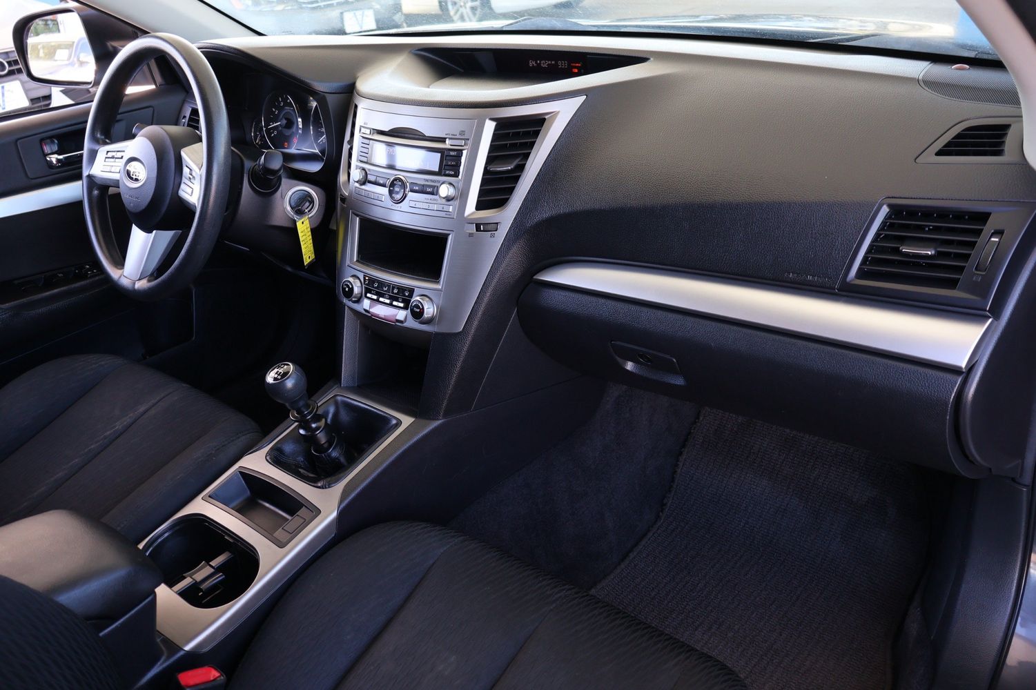 2010 Subaru Outback 2.5i | Victory Motors of Colorado