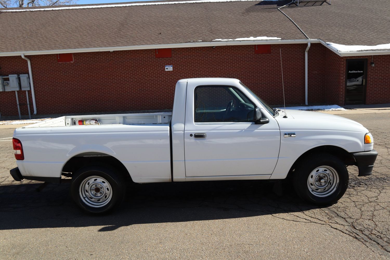 2000 Mazda B-Series Pickup B3000 SX | Victory Motors of Colorado