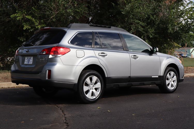 2010 Subaru Outback 2.5i Limited | Victory Motors of Colorado
