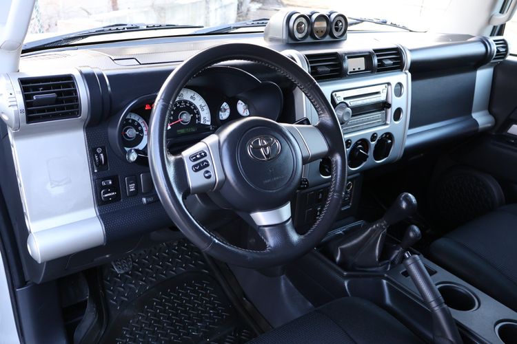 2007 Toyota FJ Cruiser Base | Victory Motors of Colorado