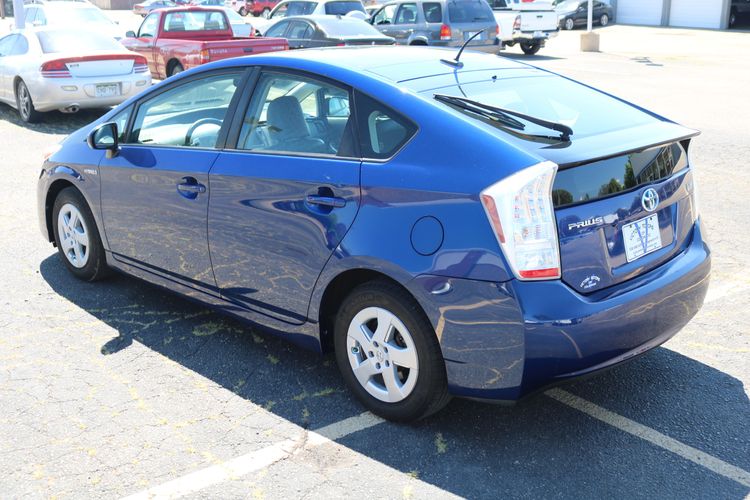 2010 Toyota Prius IV | Victory Motors of Colorado