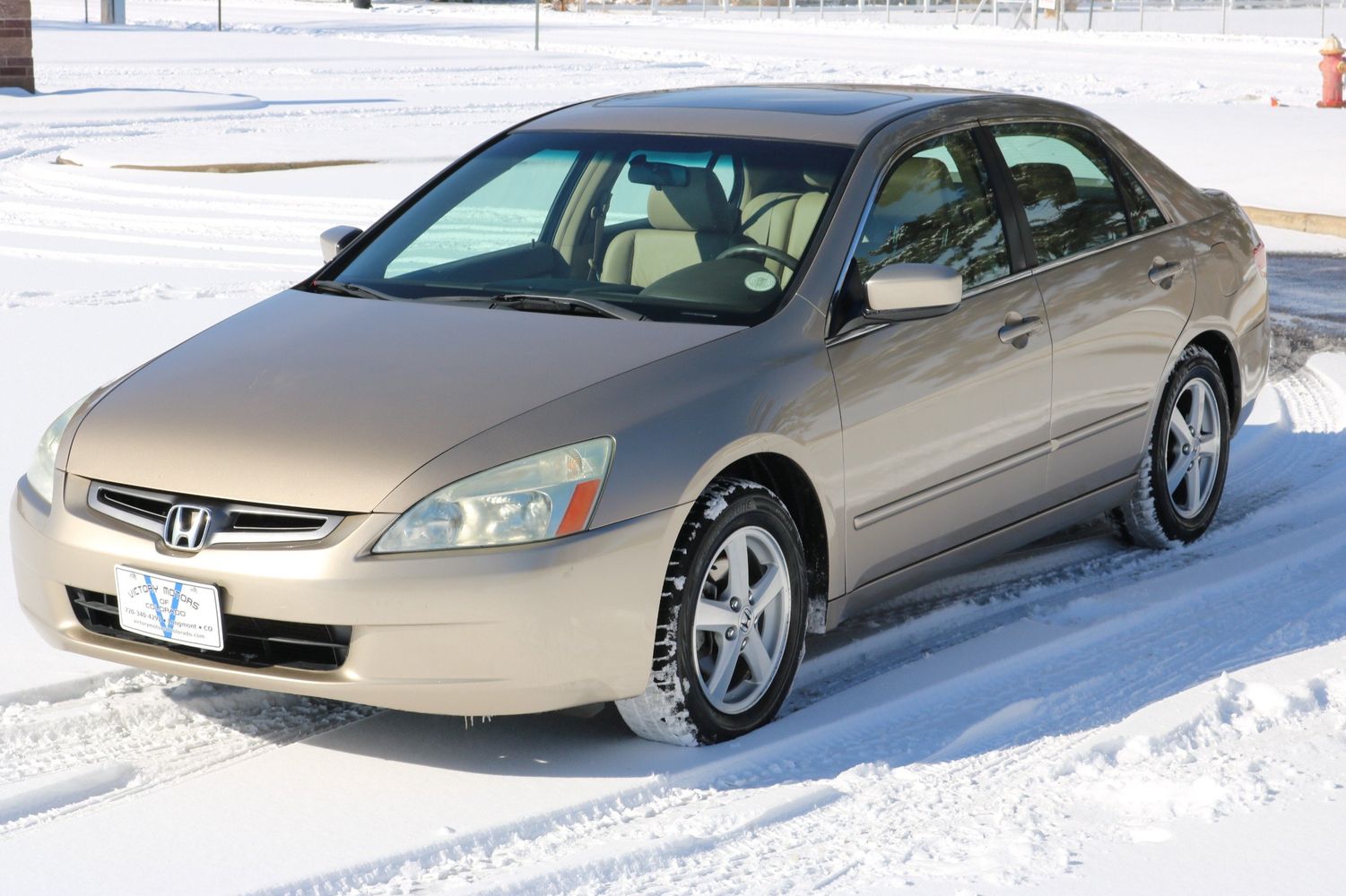 2004 Honda Accord EX w/Leather w/Navi | Victory Motors of Colorado