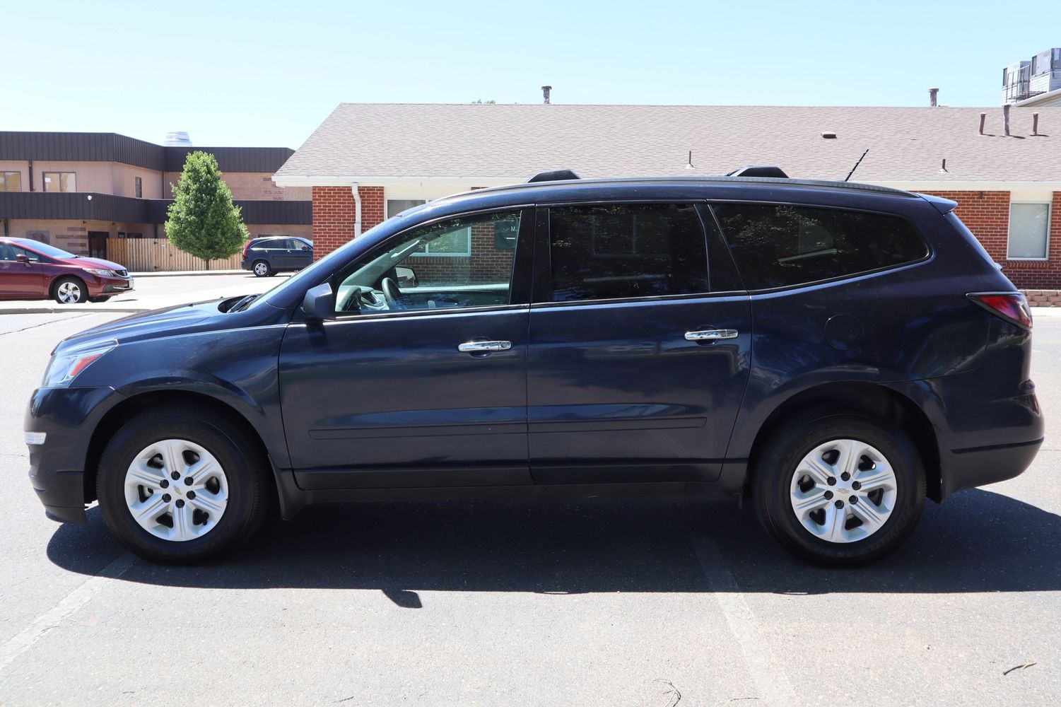 2015 Chevrolet Traverse LS | Victory Motors of Colorado