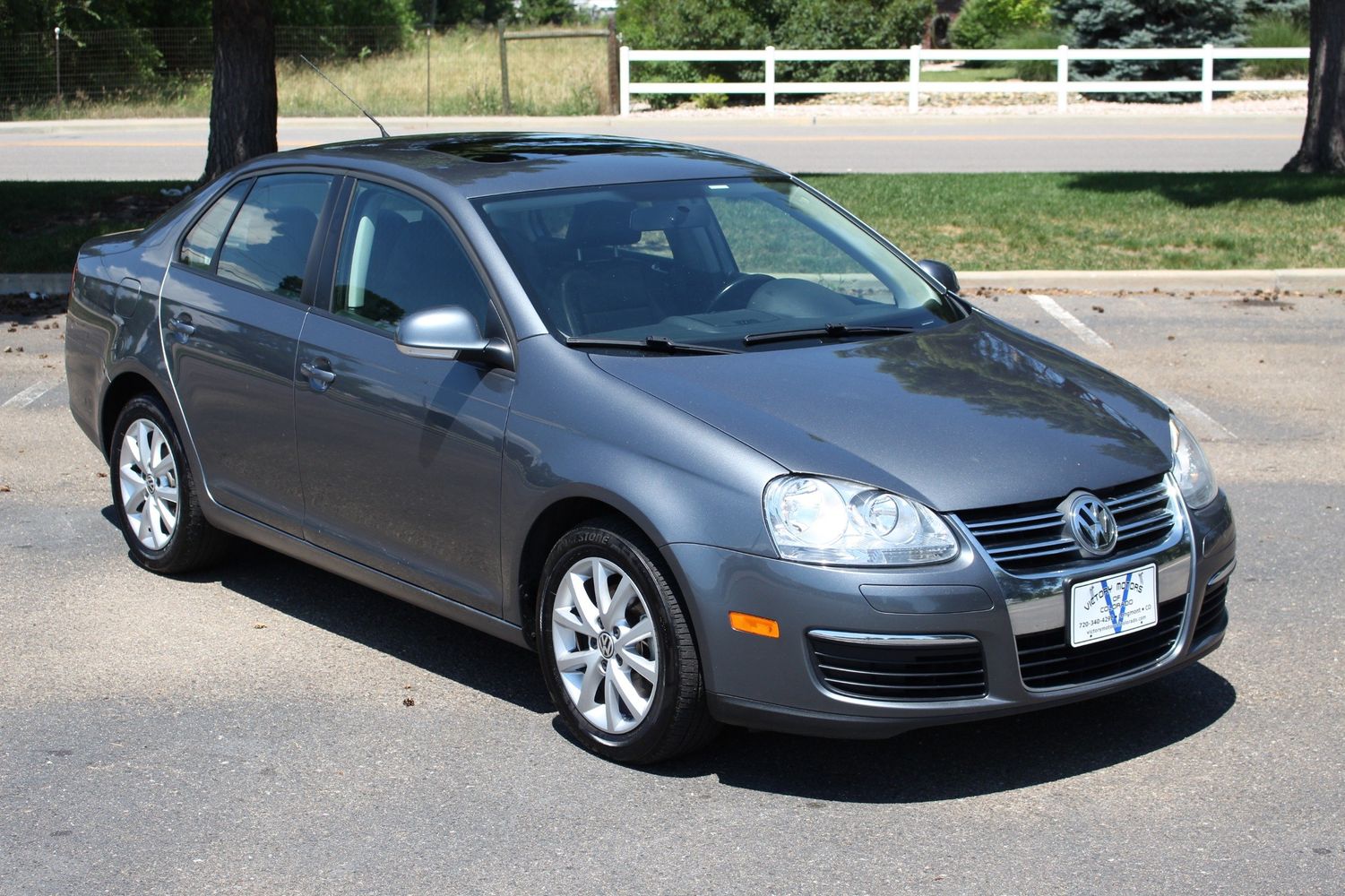 2010 Volkswagen Jetta SE PZEV | Victory Motors of Colorado