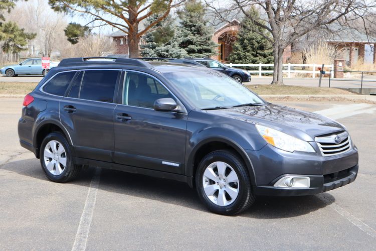 2012 Subaru Outback 2.5i Premium | Victory Motors of Colorado