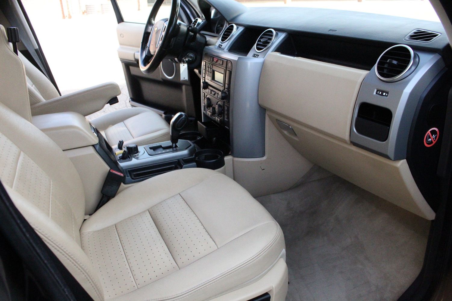 2008 Land Rover LR3 SE | Victory Motors of Colorado