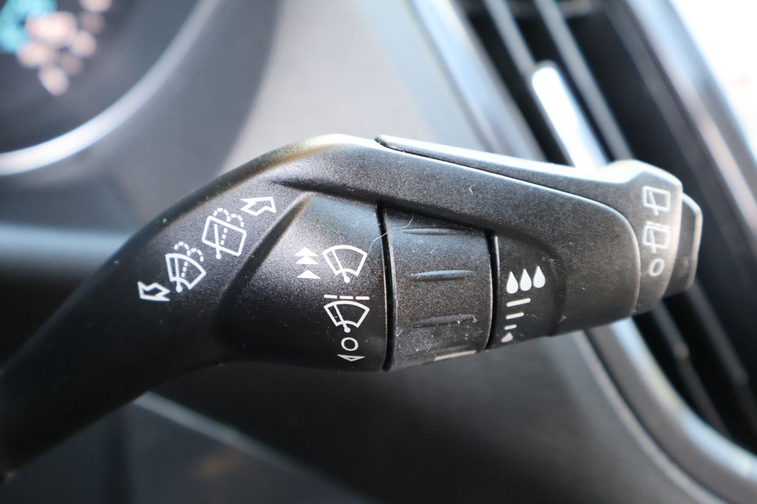 2016 Ford Escape Titanium | Victory Motors of Colorado
