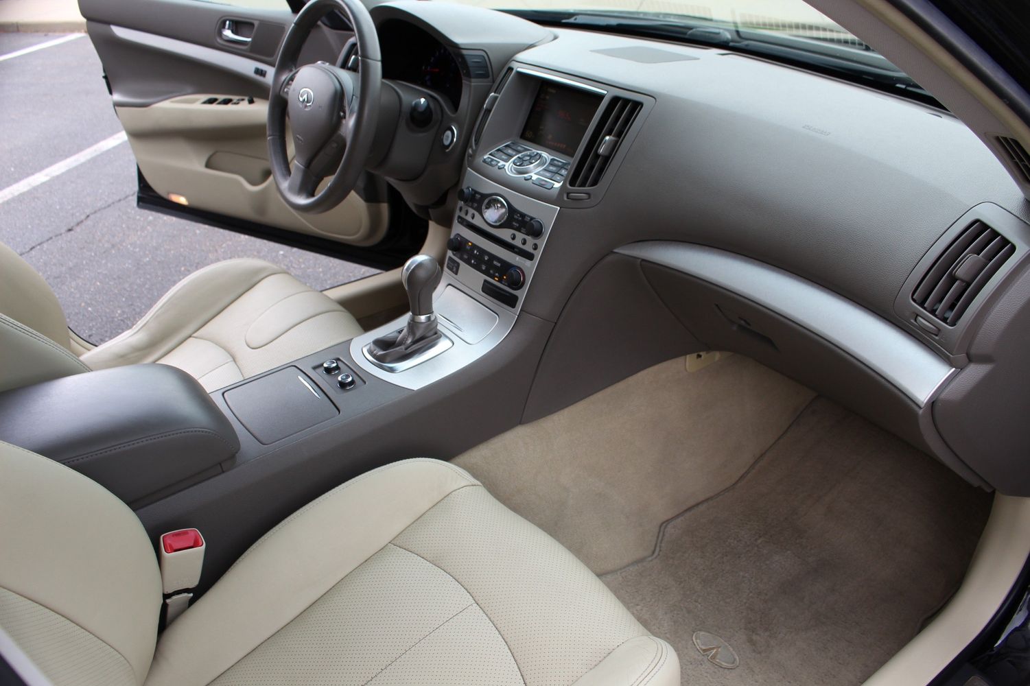 2009 INFINITI G37 Sedan Journey | Victory Motors of Colorado