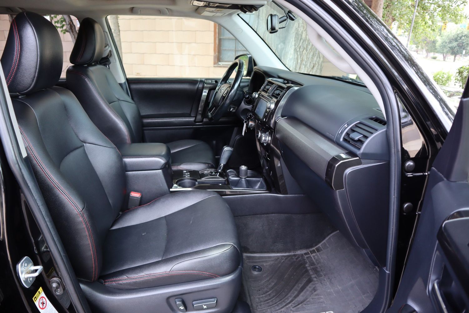 2014 Toyota 4Runner Trail Premium | Victory Motors of Colorado