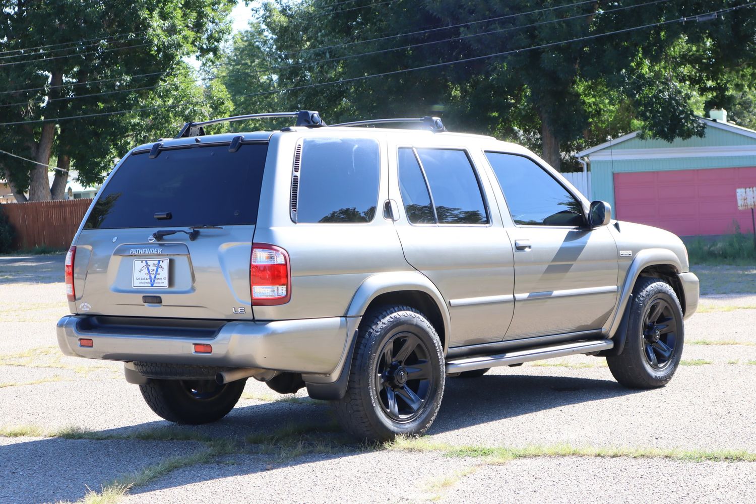 2004 Nissan Pathfinder LE Platinum | Victory Motors of Colorado