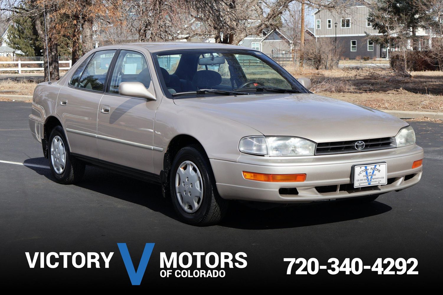 1992 Toyota Camry LE | Victory Motors of Colorado