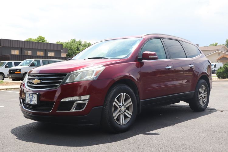 2016 Chevrolet Traverse LT | Victory Motors of Colorado