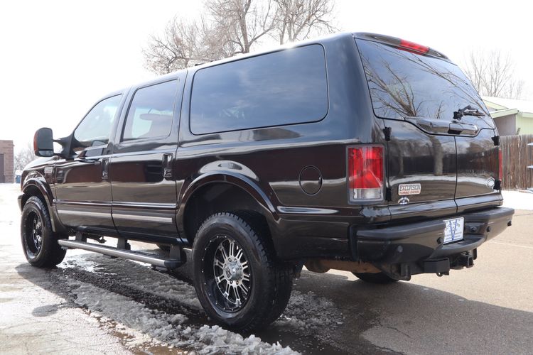 2004 Ford Excursion Limited | Victory Motors of Colorado