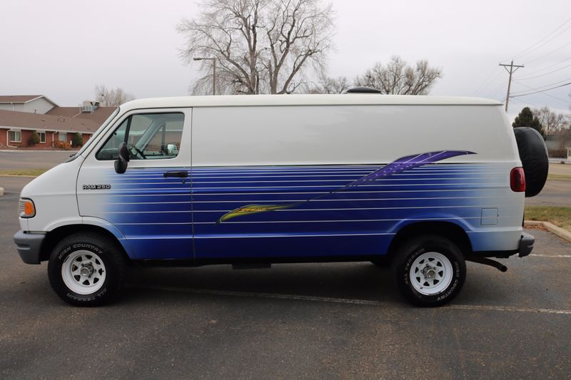 1994 Dodge Conversion Van Blue
