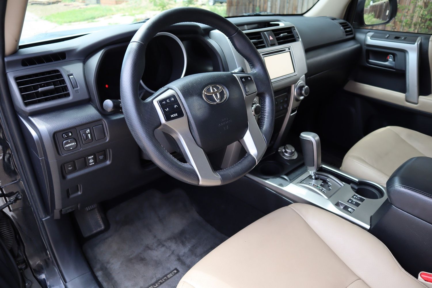 2010 Toyota 4Runner Limited | Victory Motors of Colorado