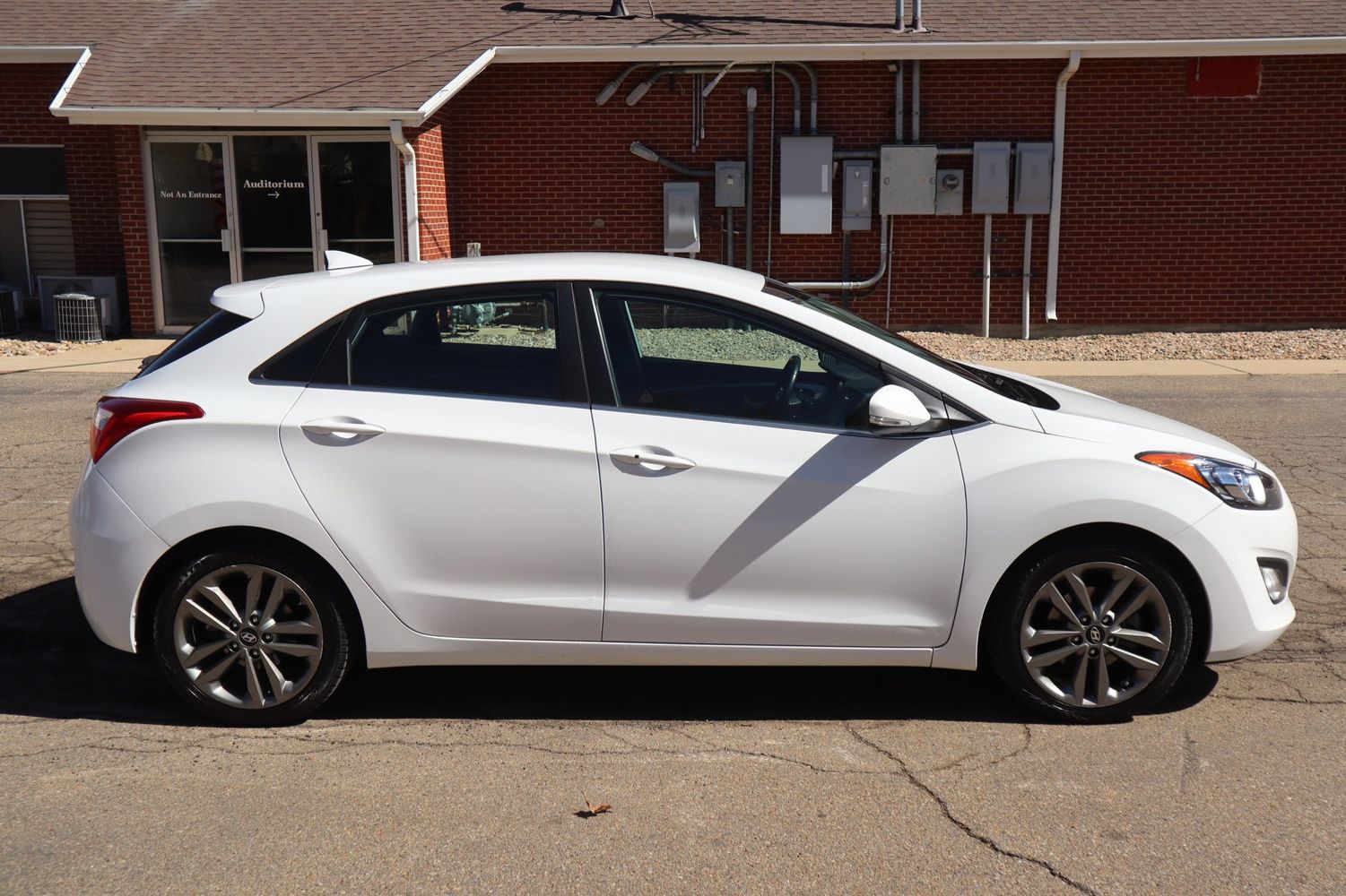 2016 Hyundai Elantra GT Base | Victory Motors of Colorado
