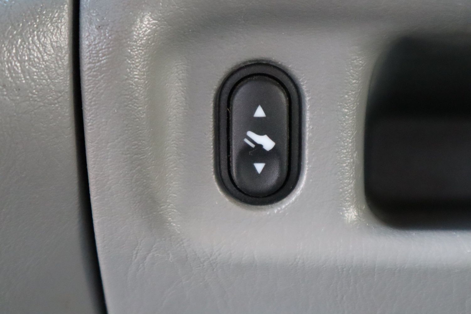 2002 Ford Excursion XLT | Victory Motors of Colorado