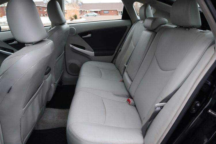 2010 Toyota Prius III | Victory Motors of Colorado