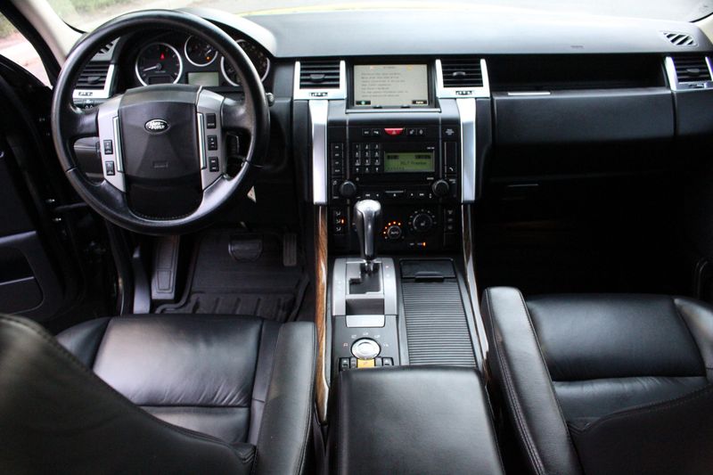 2009 Land Rover Range Rover Sport Photos