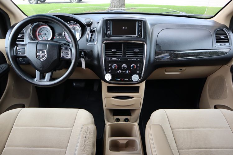 2014 Dodge Grand Caravan SE | Victory Motors of Colorado