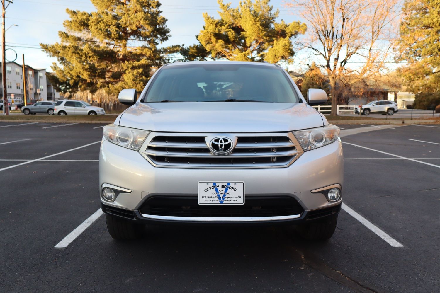 2013 Toyota Highlander Plus | Victory Motors of Colorado