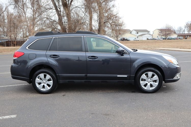 2011 Subaru Outback 2.5i Premium | Victory Motors of Colorado