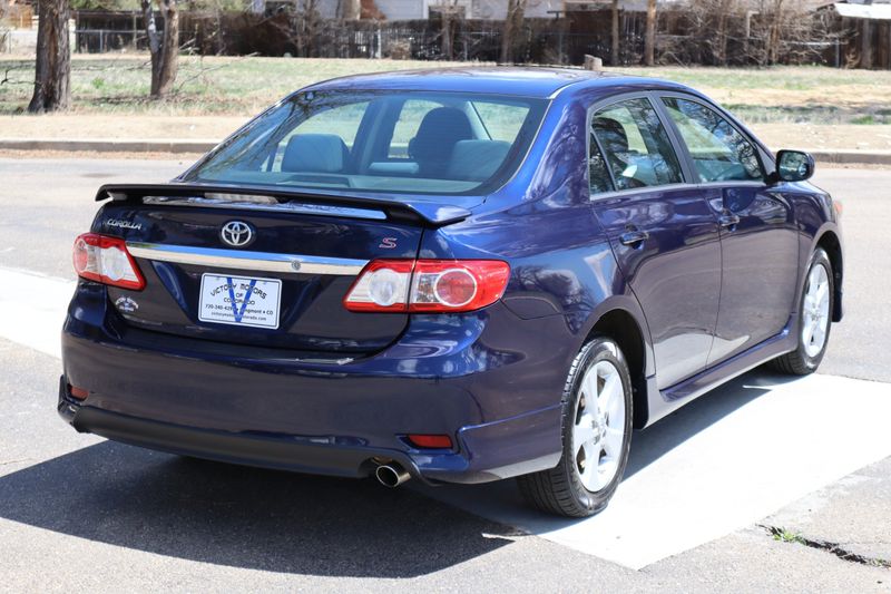 2012 Toyota Corolla Photos