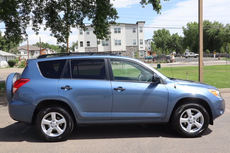2007 Toyota RAV4 Photos