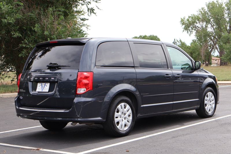 2014 Dodge Grand Caravan Photos