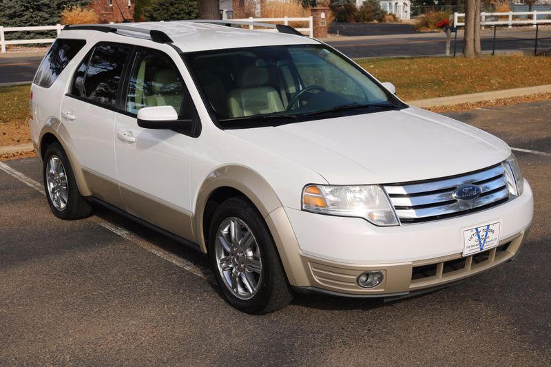 2008 Ford Taurus X Photos