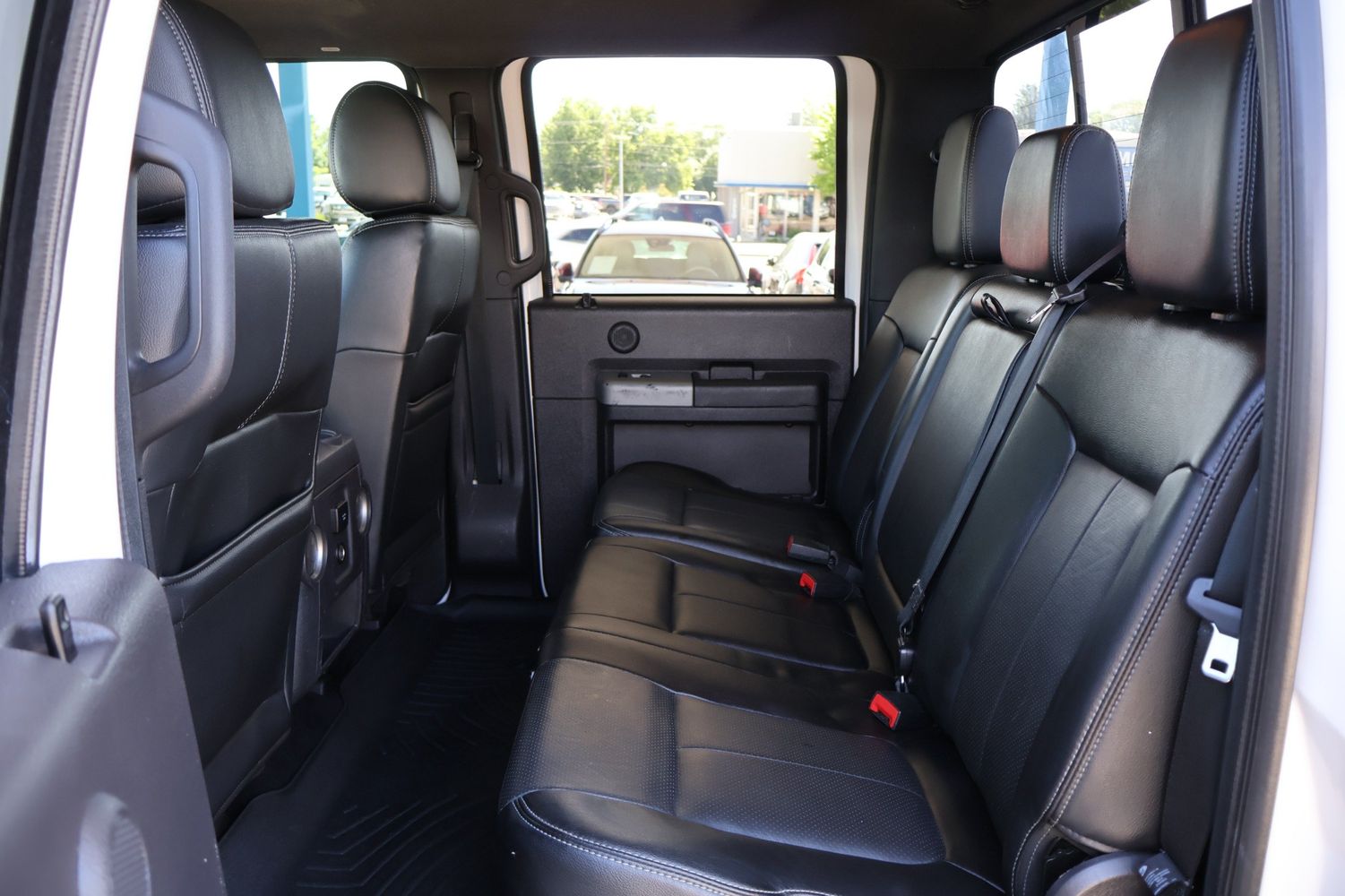 2016 Ford F-350 Super Duty Lariat | Victory Motors of Colorado