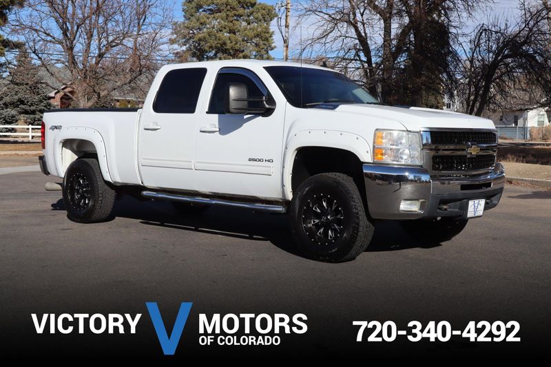 2010 Chevrolet Silverado 2500HD Photos
