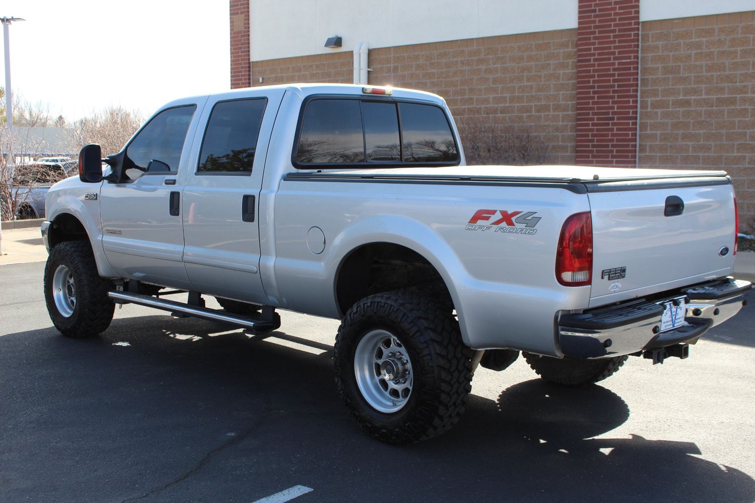 2004 Ford F-250 Super Duty Lariat | Victory Motors of Colorado