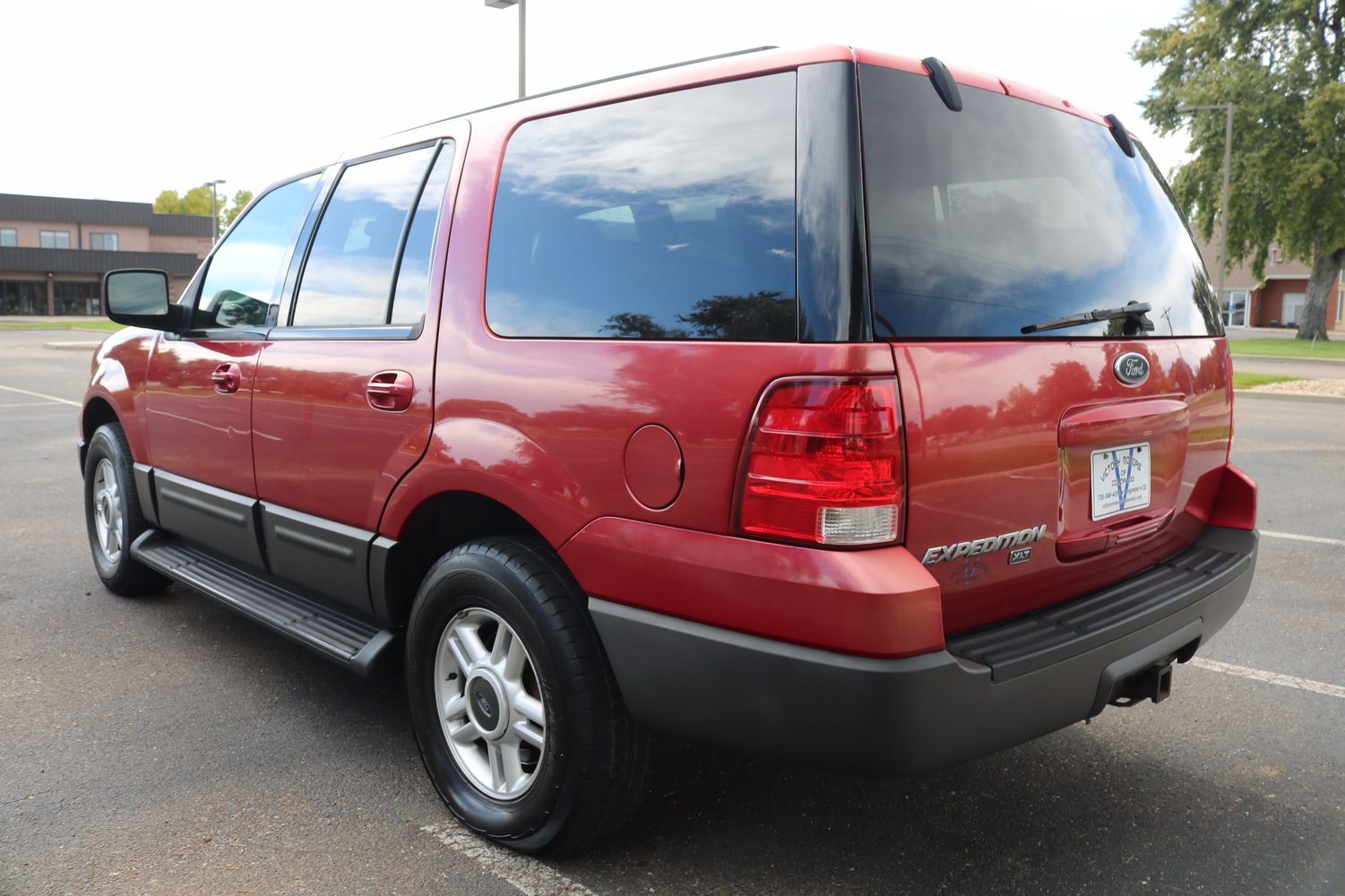 2003 Ford Expedition XLT | Victory Motors of Colorado