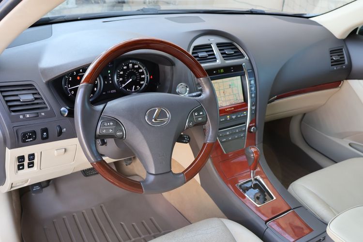 2012 Lexus ES 350 Base | Victory Motors of Colorado