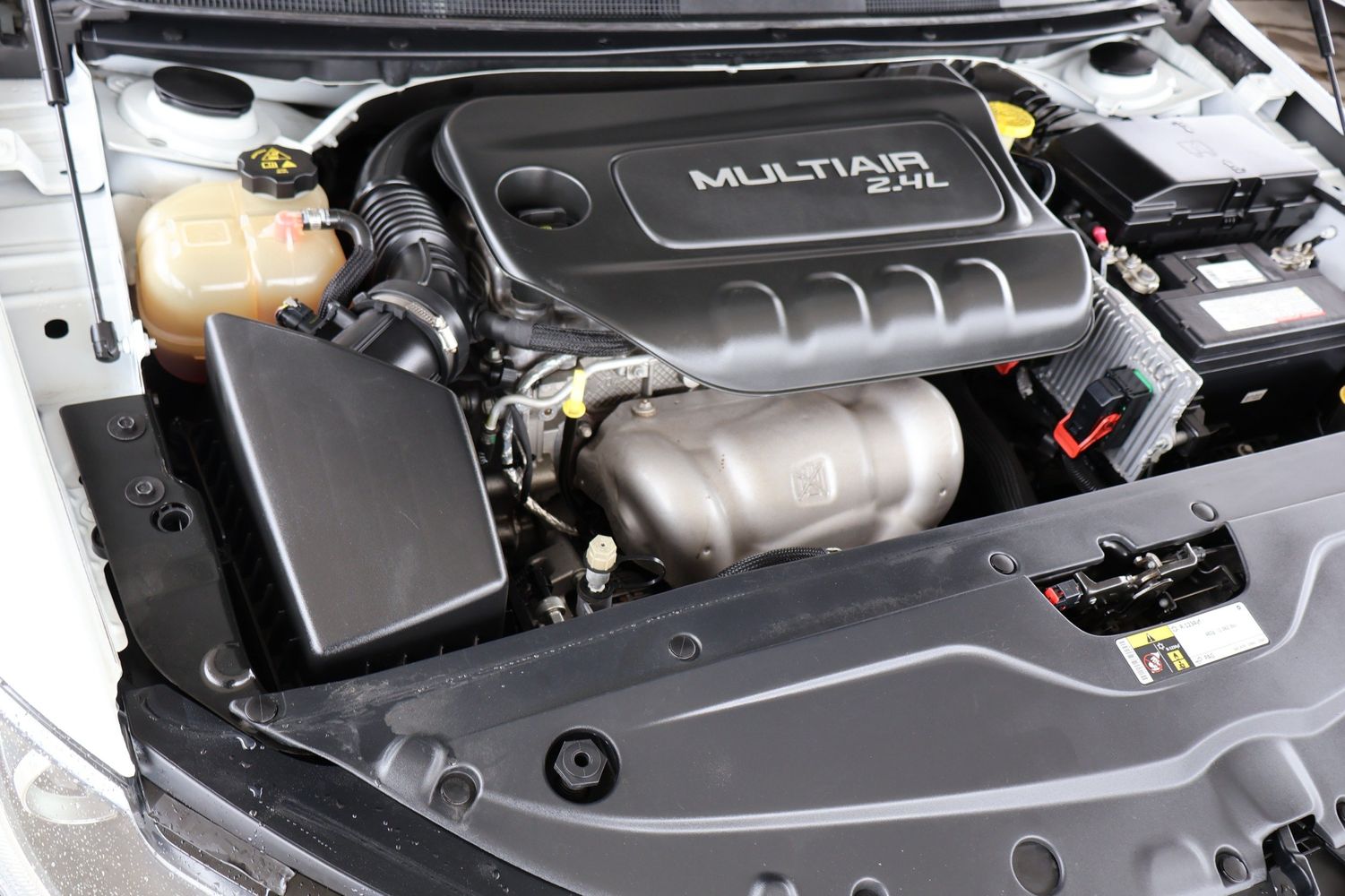 2016 Chrysler 200 S | Victory Motors of Colorado