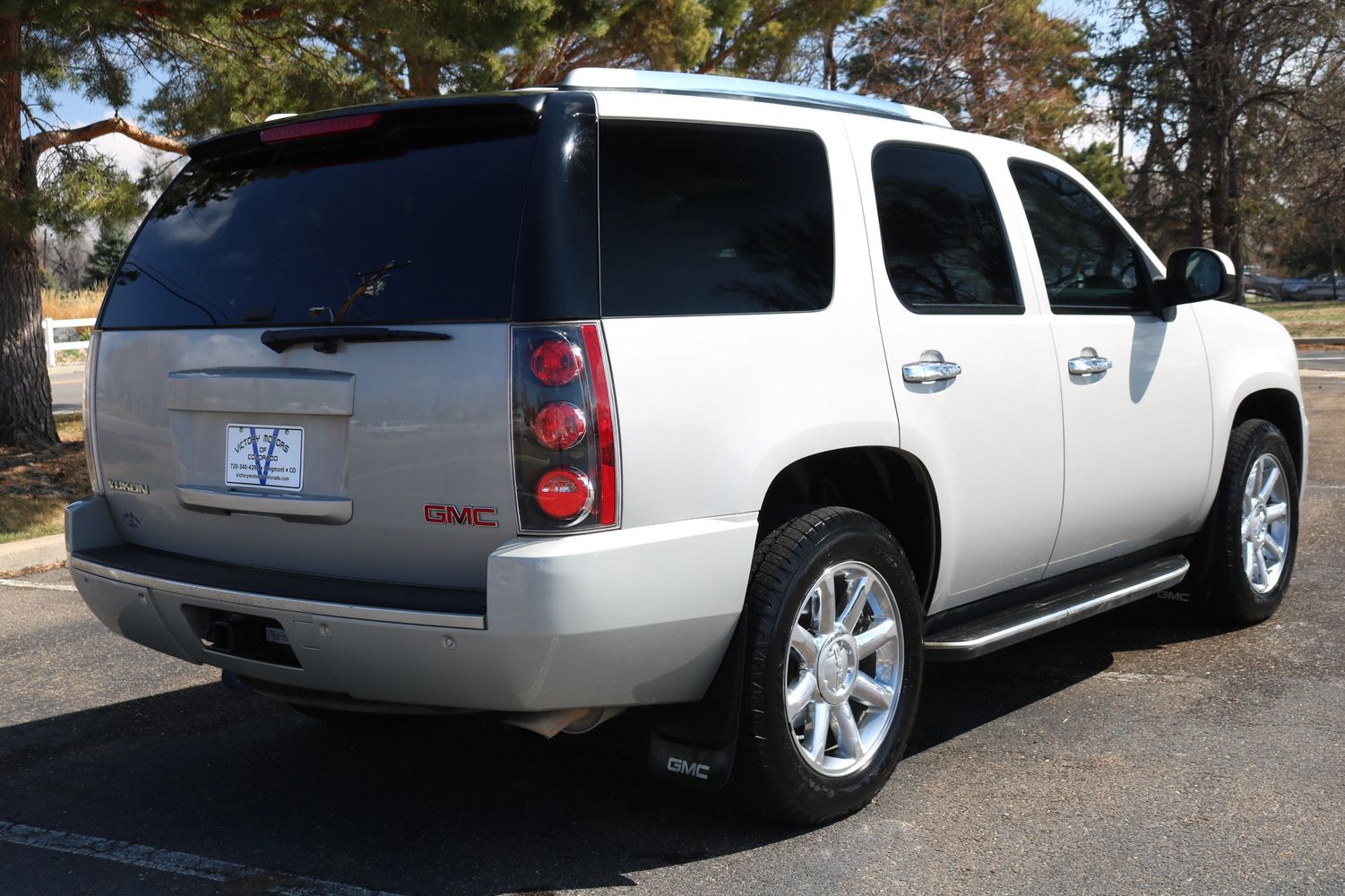 2007 GMC Yukon Denali | Victory Motors of Colorado